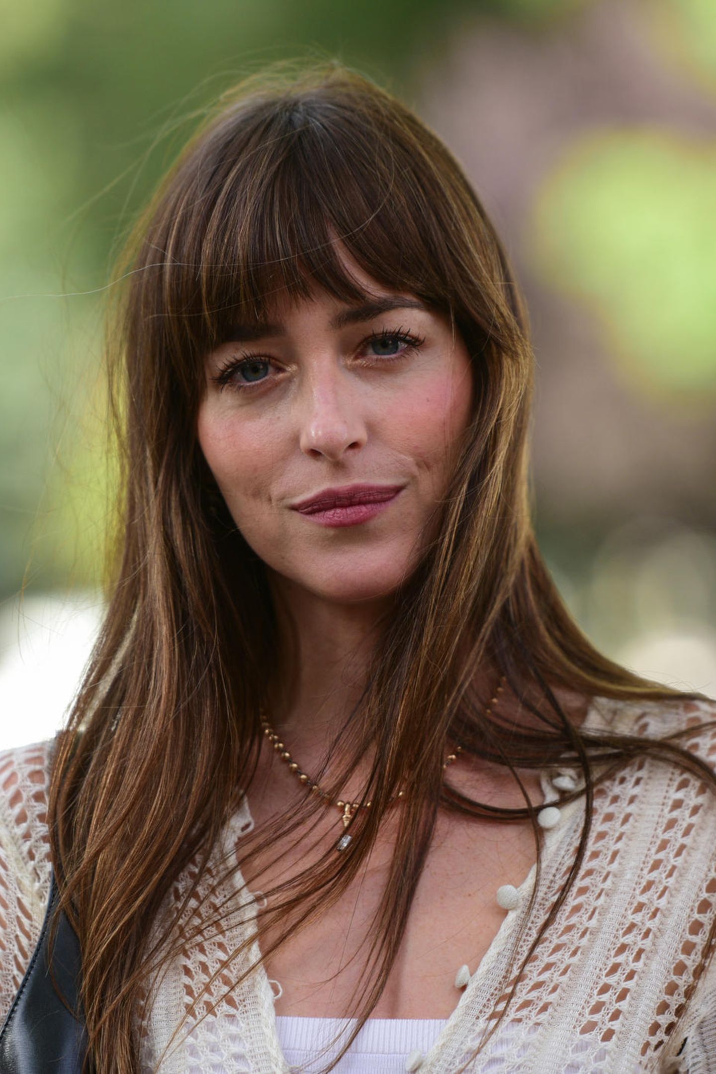 Dakota Johnson Iris See Photos Of Katy Perry, Daisy Edgar Jones And