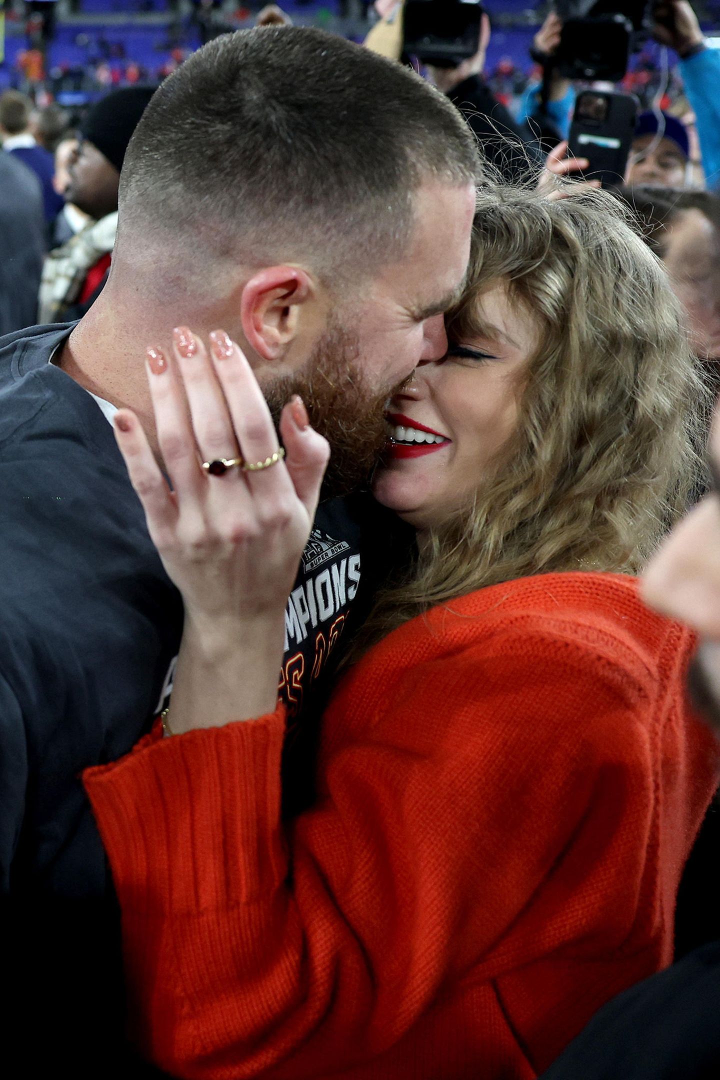 Taylor Swift + Travis Kelce: Vom Freundschaftsarmband zur Lovestory | GALA.de