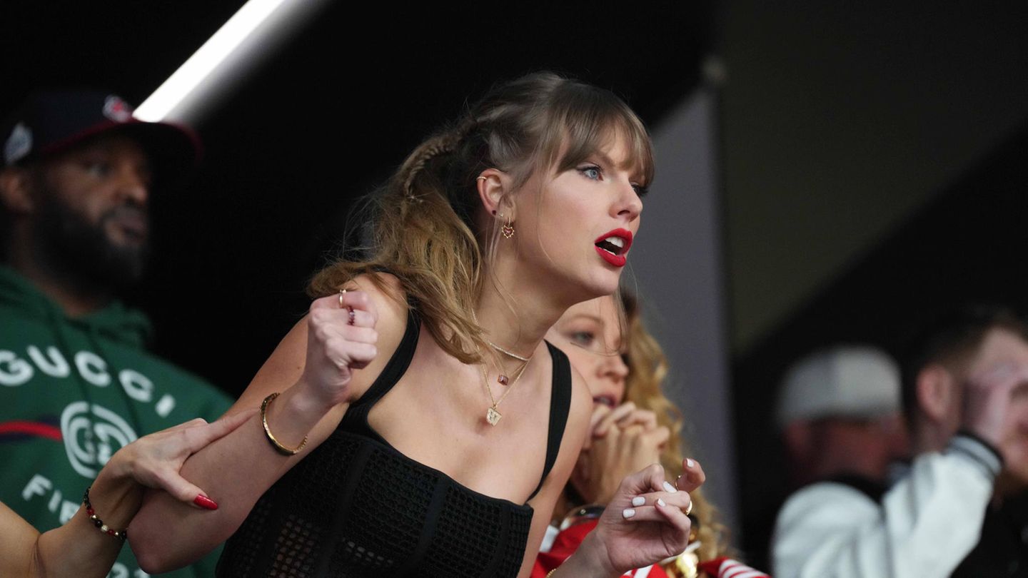 Taylor Swift: Diese Szene, wie sie ihr Bier ext, geht viral | GALA.de