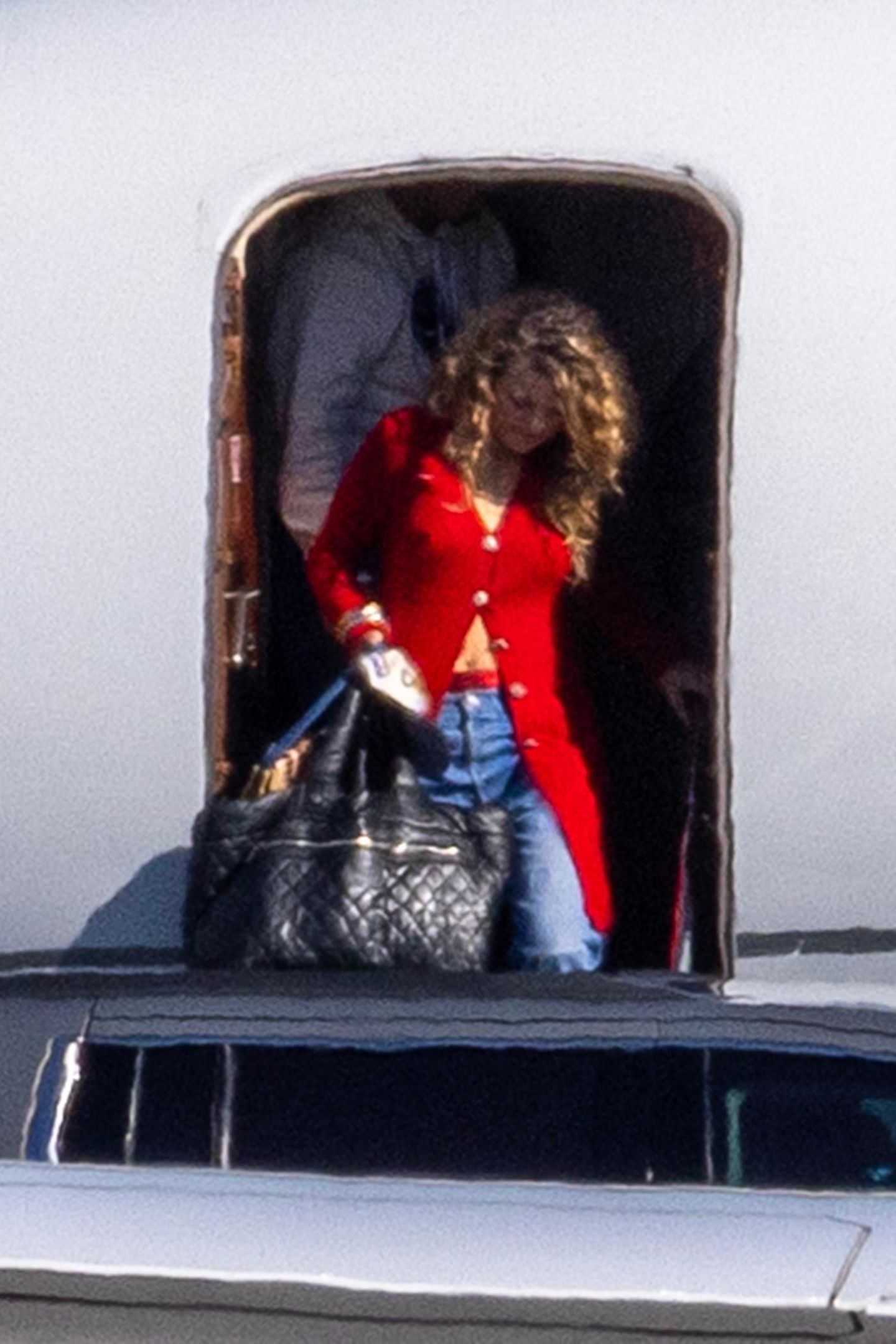 Kim Kardashian macht Privatjet zum Kuschelort mit ihrem Sohn | GALA.de