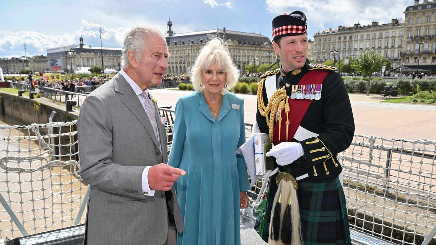 König Charles: Darum wechselt seine rechte Hand Major Johnny jetzt den ...