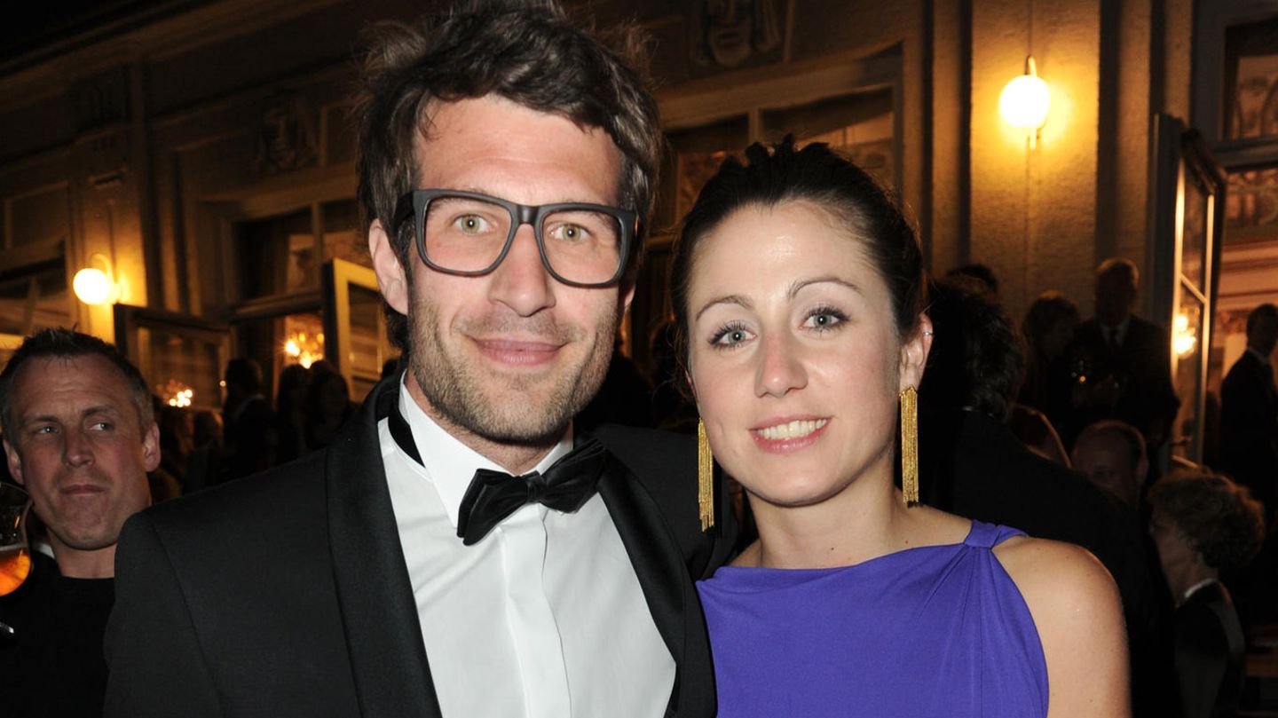 "Let's Dance"-Moderator Daniel Hartwich: So lebt er mit Partnerin ...