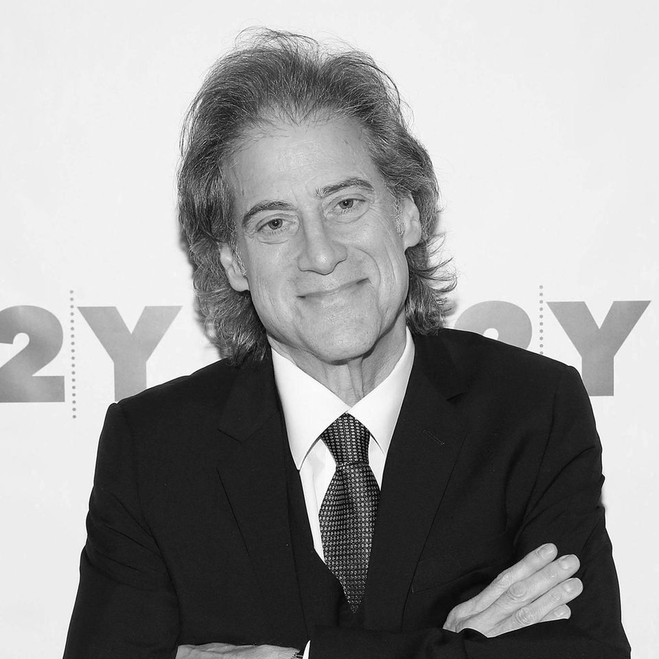 Richard Lewis E Larry David See Richard Lewis In Heartfelt Farewell To
