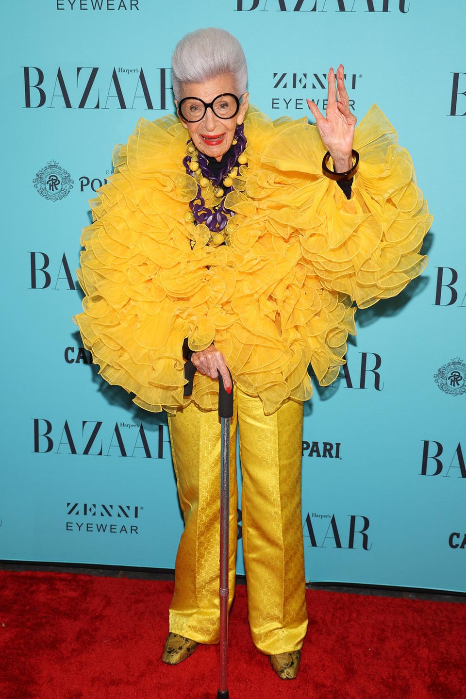 Iris Apfel: Die ikonischen Looks der Influencerin bleiben in Erinnerung ...