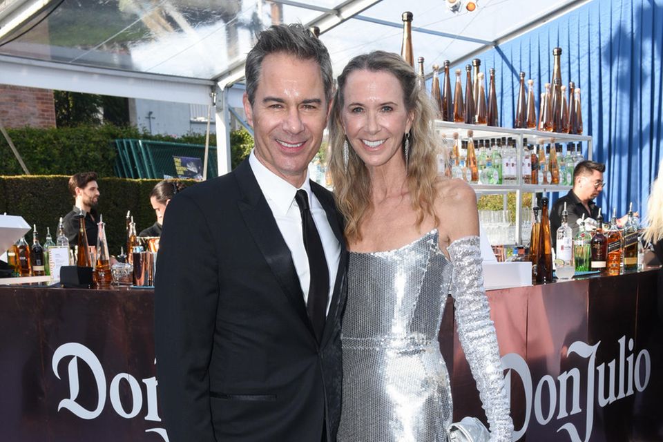 Oscars: Trotz Trennung! Eric McCormack posiert innig mit seiner Ex ...