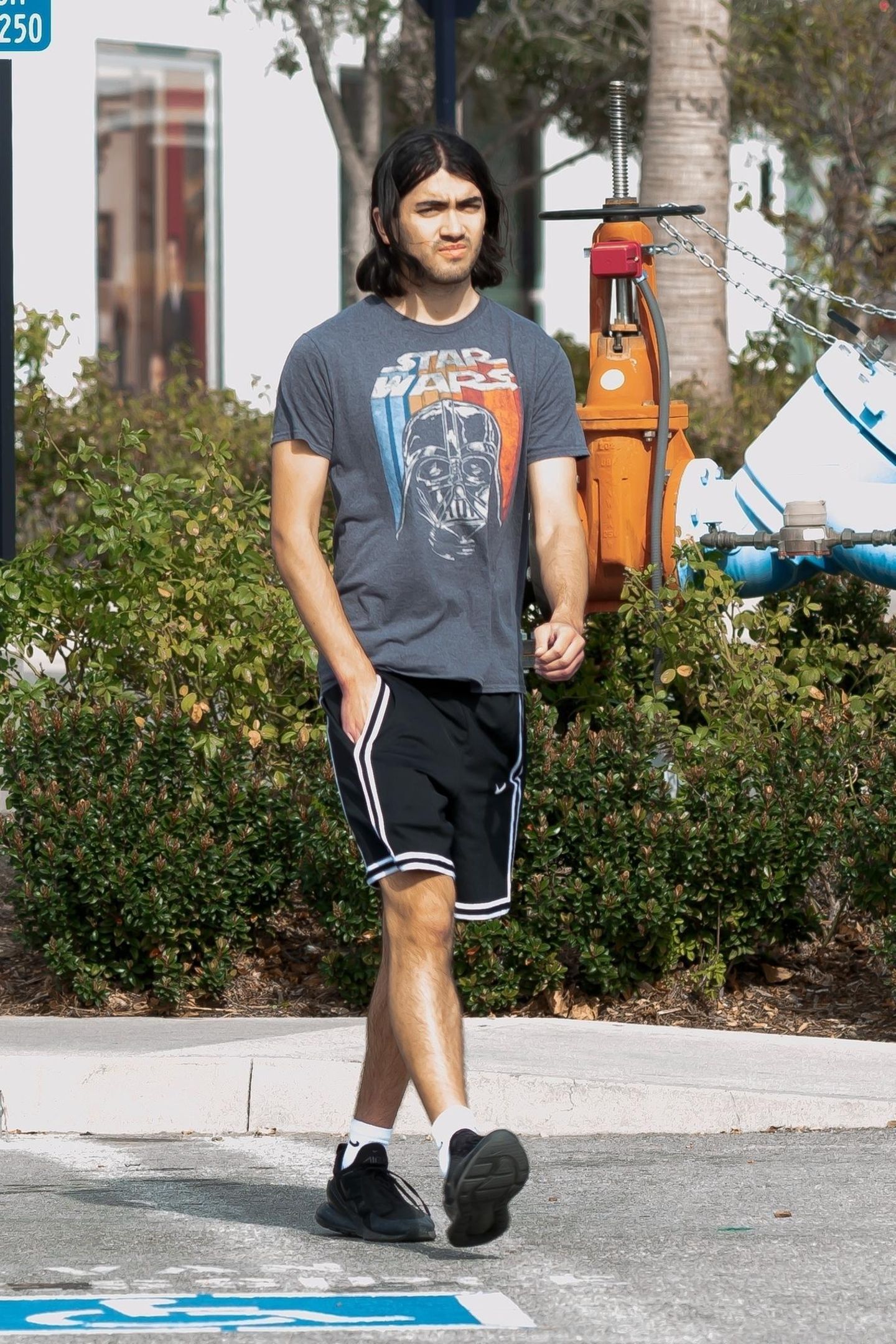 Stars unterwegs: Promis gesichtet 2024 | GALA.de