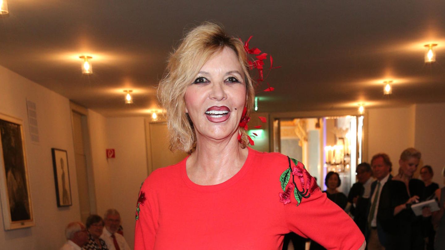 Thea Gottschalk: Seltenes Bild von ihr zeigt sie mit Tattoo | GALA.de