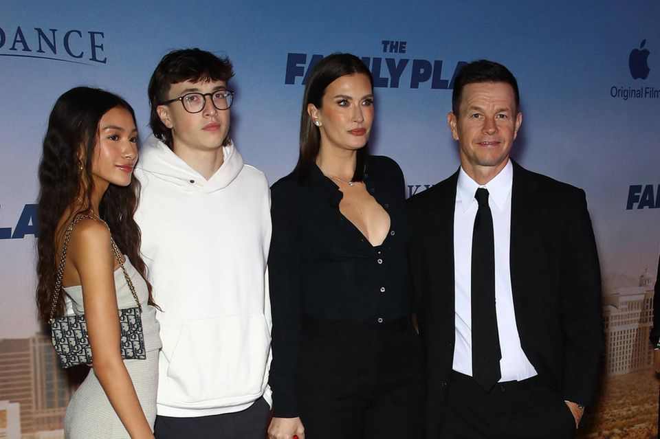 Rhea + Mark Wahlberg: Sie gratulieren Sohn Michael rührend zum 18 ...