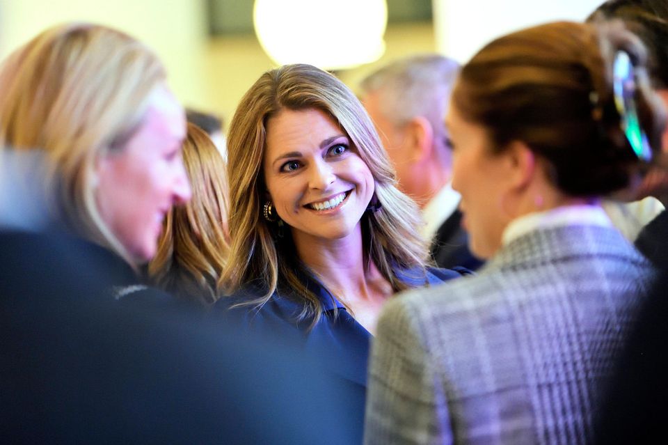 Prinzessin Madeleine: Bistro-Besuch mit Vertrauten! Sie knüpft an ihr ...