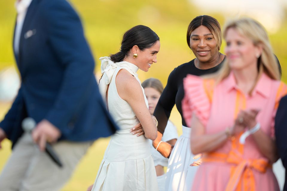 Herzogin Meghan: Dreharbeiten in den USA! Doch wer ist dieses Mädchen ...