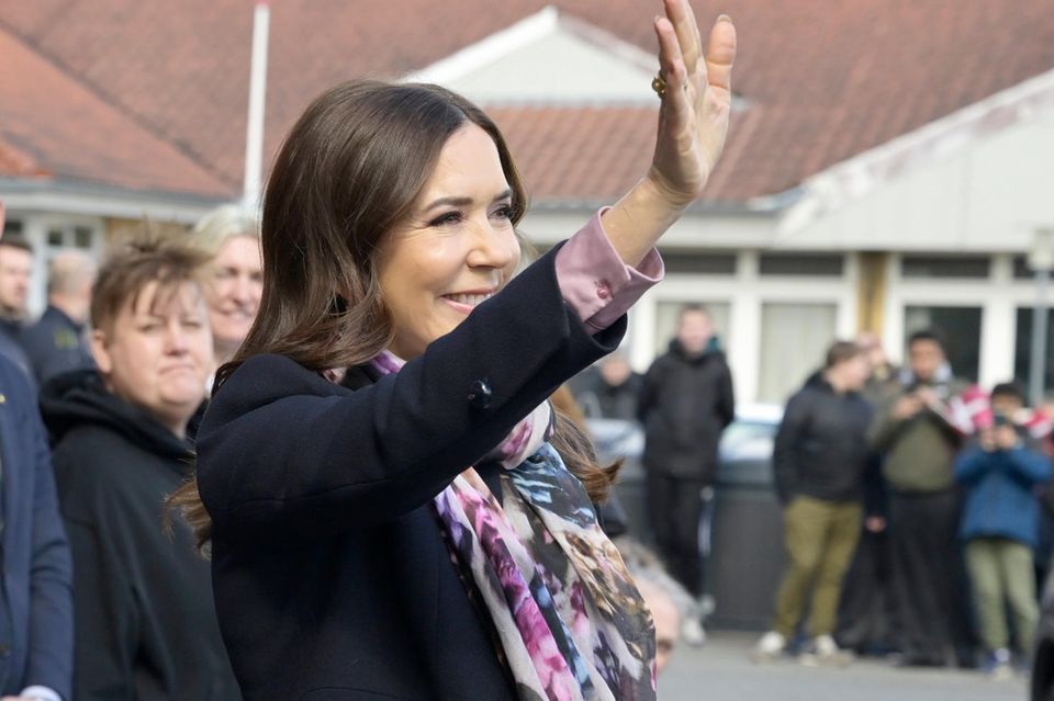 Guillaume + Stéphanie von Luxemburg: Neue Fotos ihrer Söhne bei erstem ...