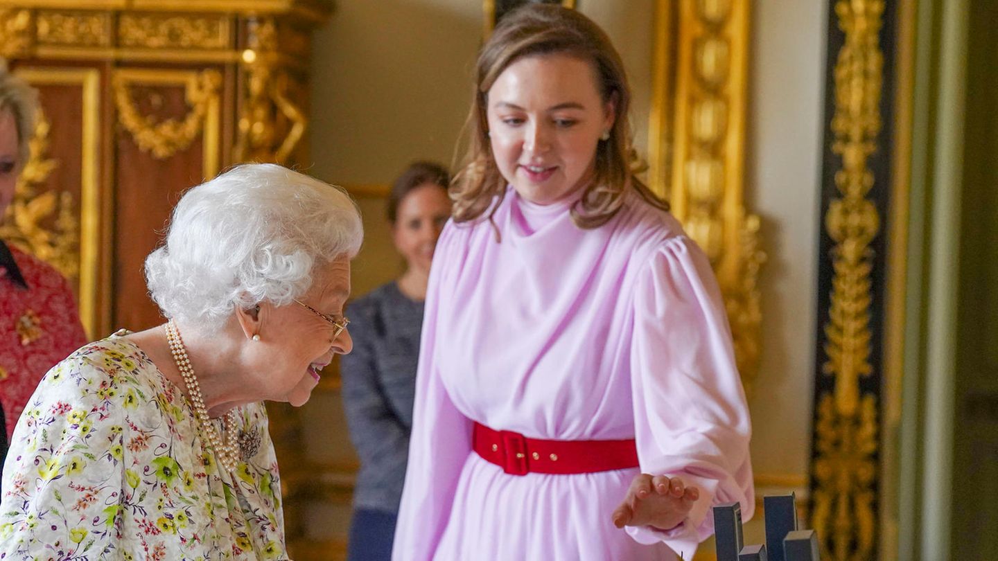 Royals: Zenouska Mowatts Leben am Rande der britischen Königsfamilie ...