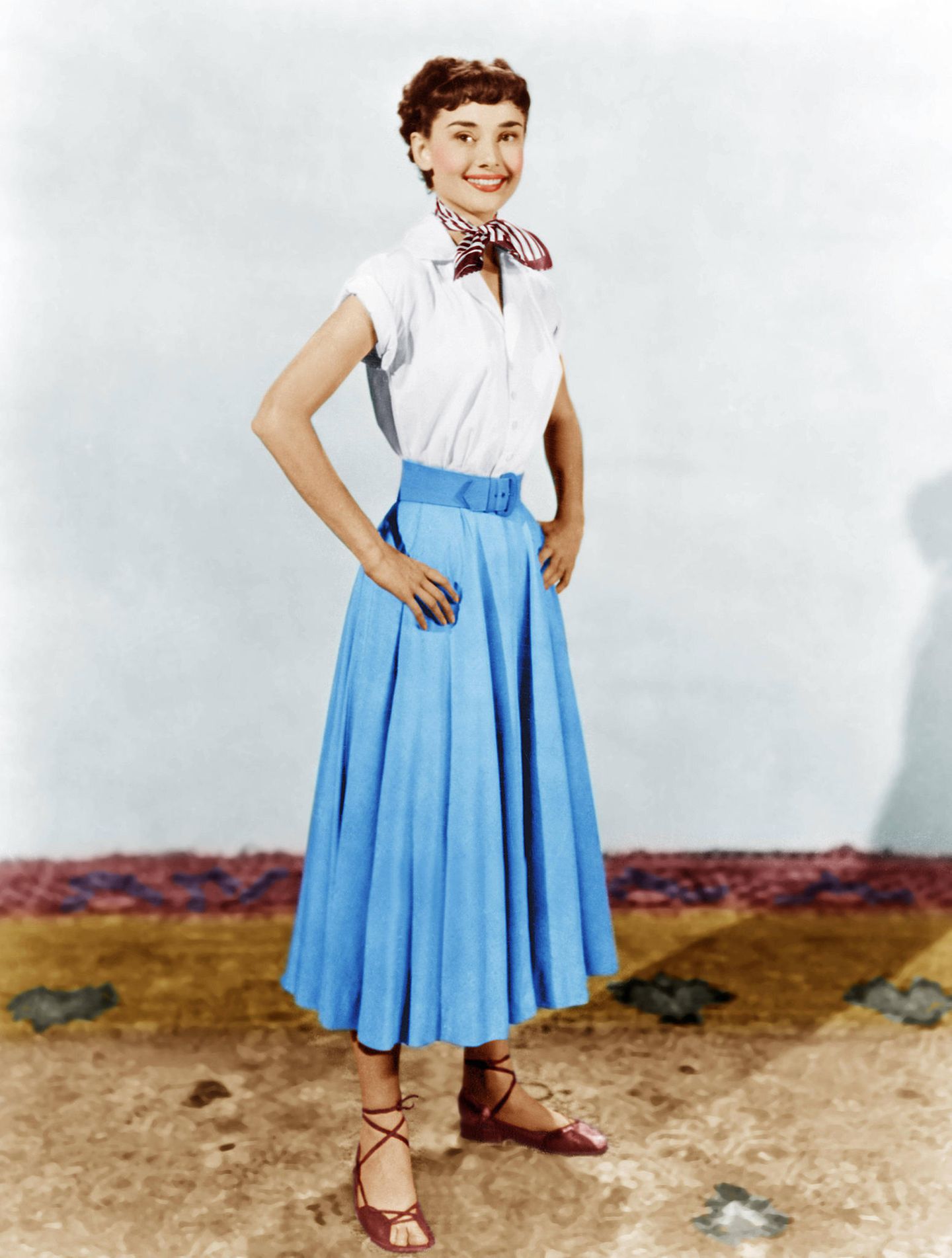 Audrey Hepburn: Die ikonischsten Looks der Hollywood-Legende | GALA.de