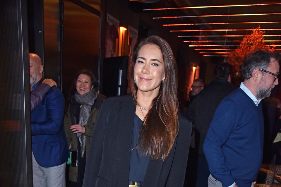 Angela Lanz: "Ich möchte und muss wieder auf eigenen Beinen stehen ...