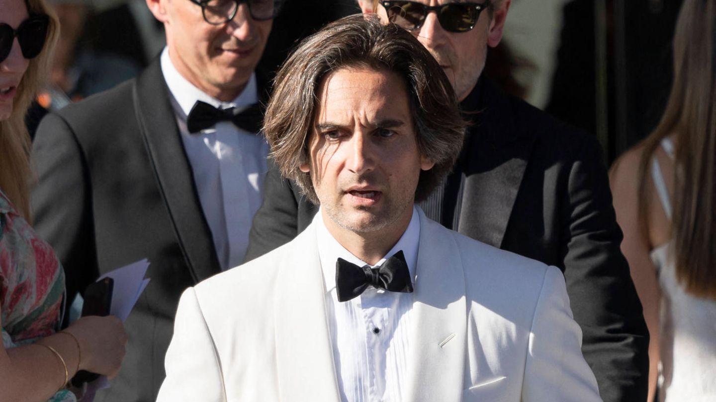 Charlotte Casiraghi schwänzt: Auf wen Dimitri Rassam jetzt zählen kann ...