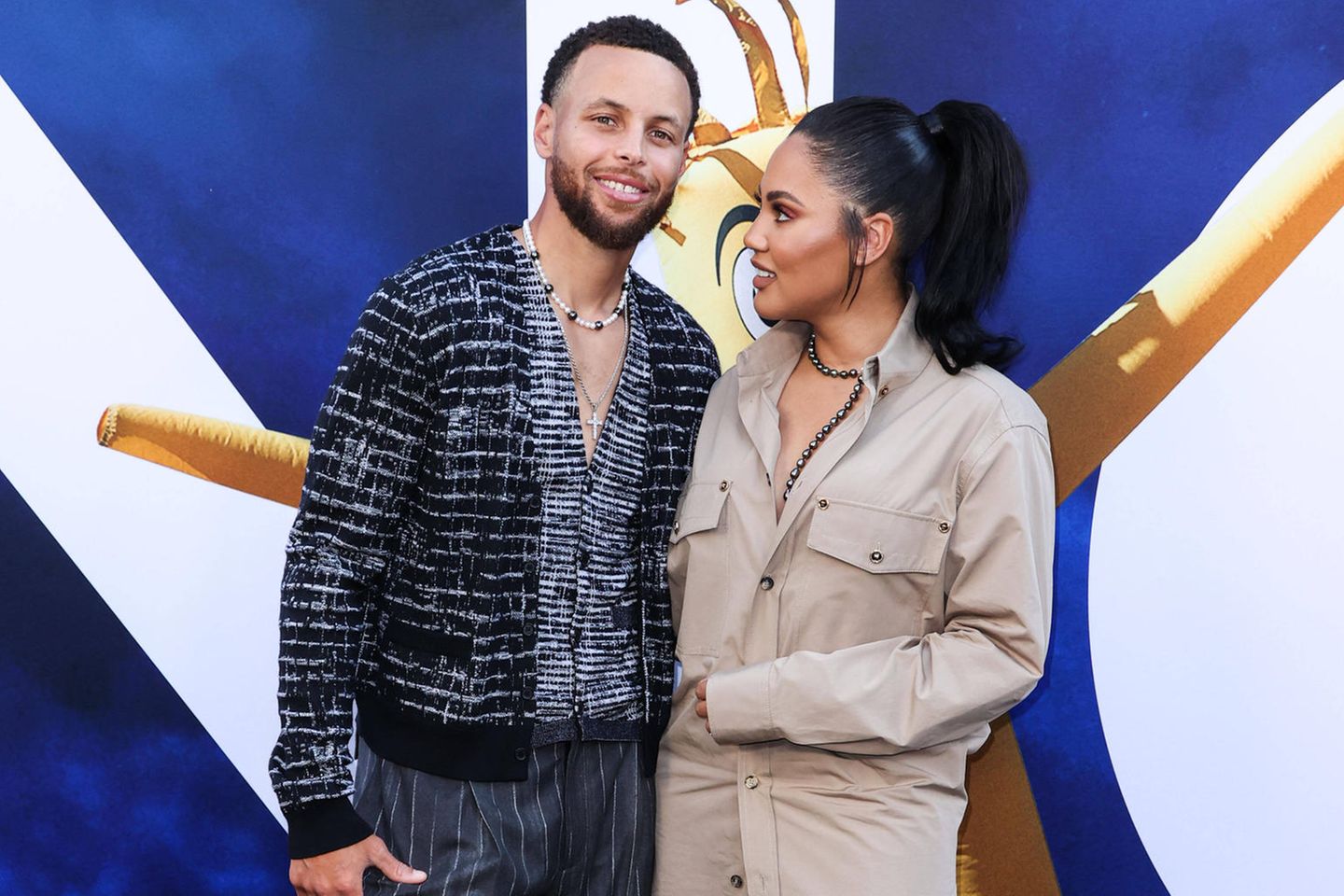 Stephen Curry Og Datter Mom Katrina Colt And Daughter Molly Little