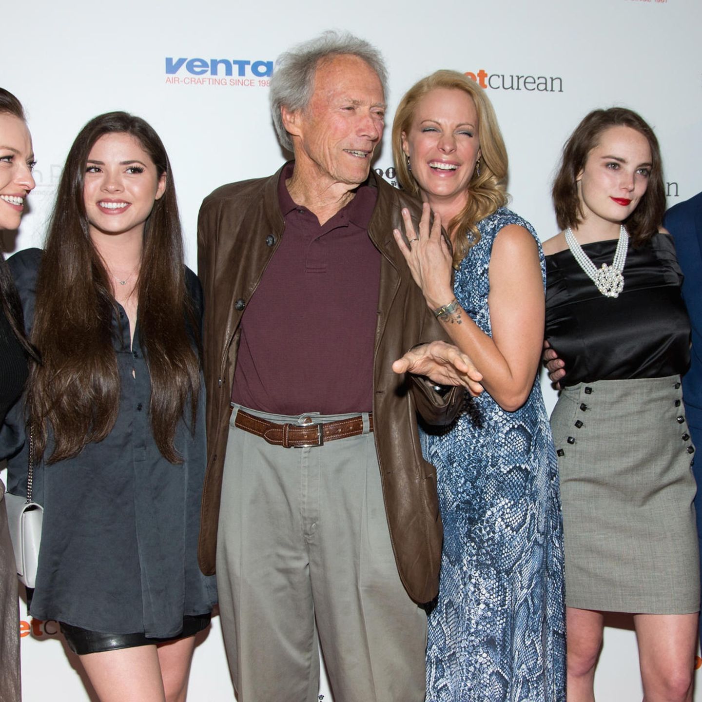 Dina Eastwood Kinderen 💔 Celebrity Exes.... Eastwood Shares His