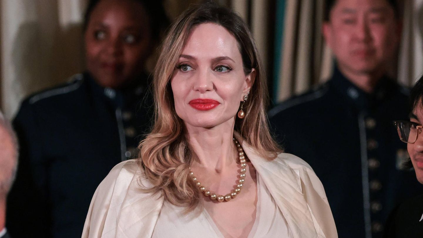 Angelina Jolie: Anders als erwartet! So war ihr 49. Geburtstag | GALA.de