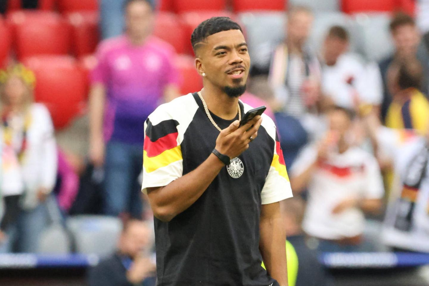EM-Star Benjamin Henrichs: Hat der Profi-Fußballer etwa eine neue Freundin? | GALA.de