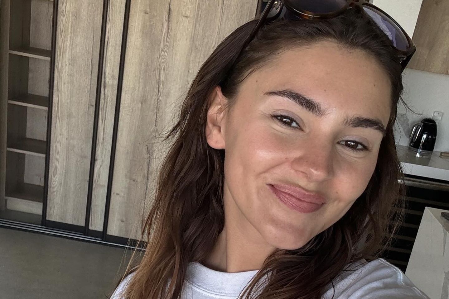 Stefanie Giesinger schmust ganz ungeniert mit Armando Mayr | GALA.de