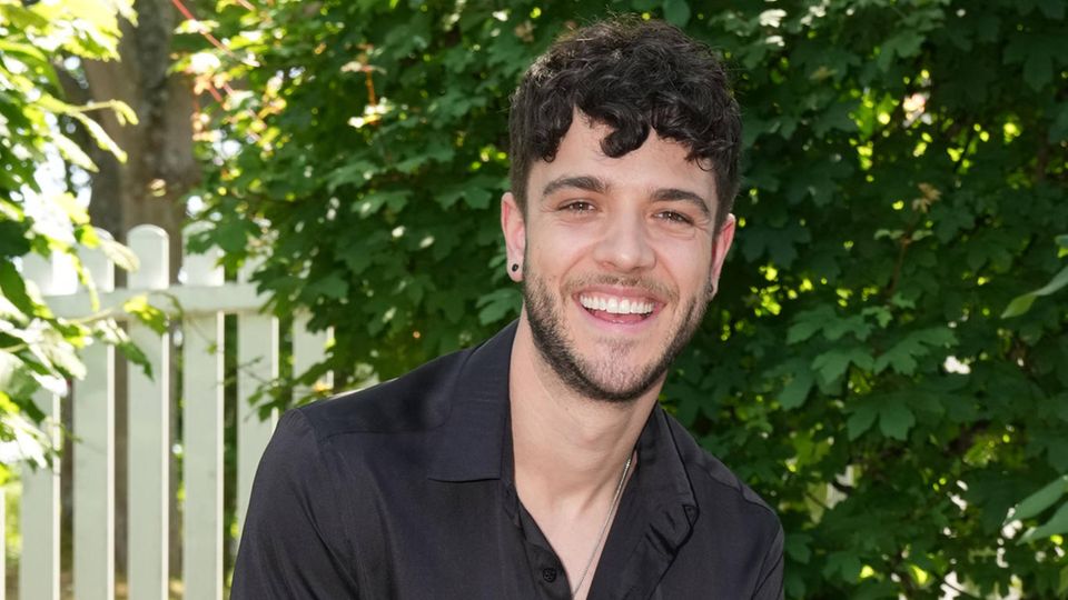 Privates Video: Hier bringt Luca Hänni sein Baby zum Lachen | GALA.de