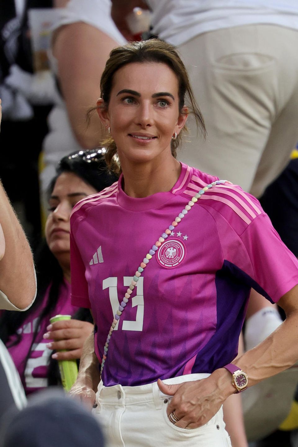 Style am Spielfeldrand: Stars zeigen sich von ihrer stylischen Seite ...