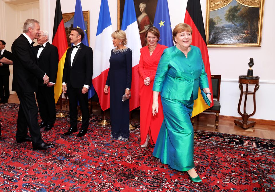 Angela Merkel: Die maßgeschneiderte Garderobe von Angela Merkel | GALA.de