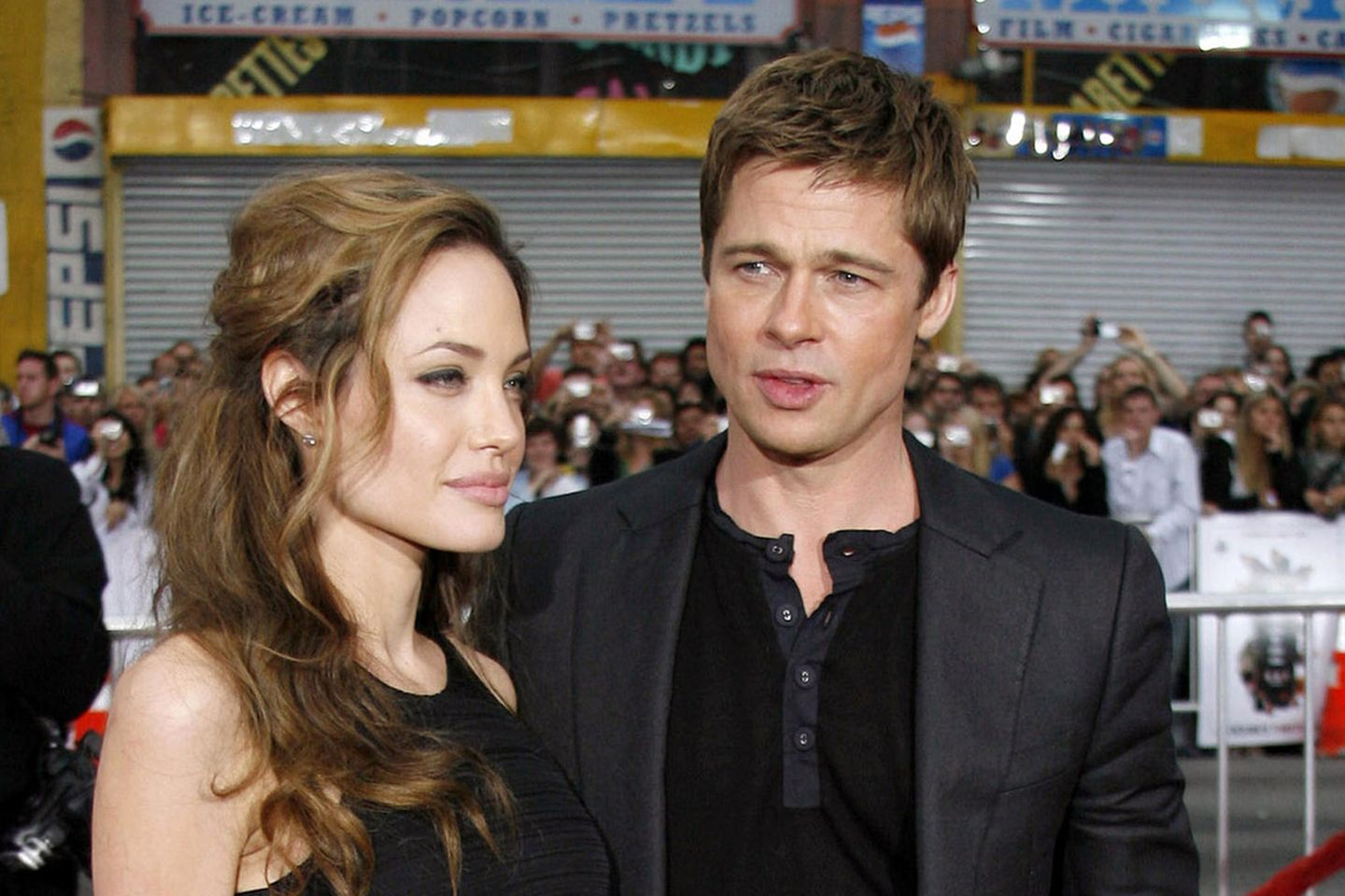 Angelina Jolie: Sie bittet Brad Pitt, um "einen Weg der Heilung" | GALA.de