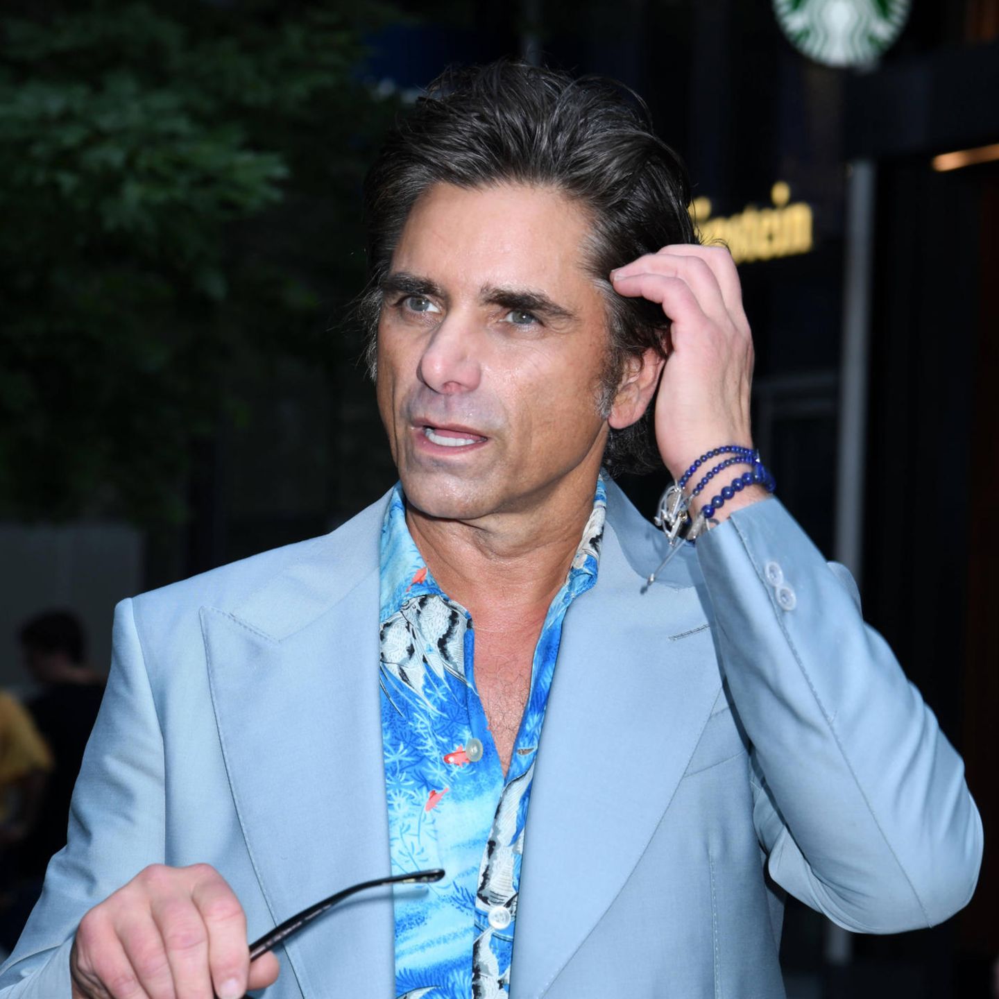 Teach Iomlán John Stamos John Stamos | Join Me Today On @netflix And