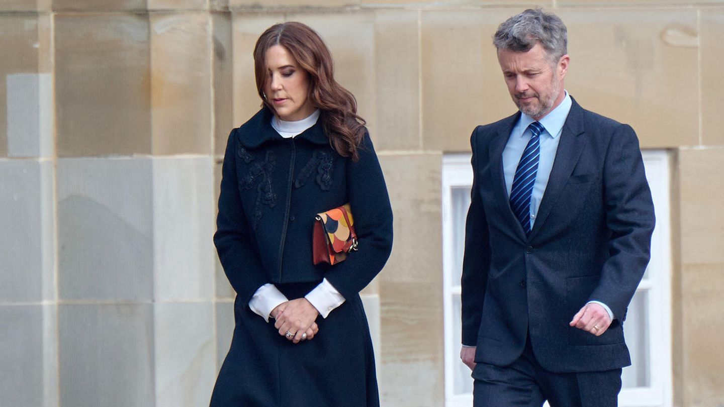 König Frederik: Er trauert um seinen Ersatzvater Per Thornit (†) | GALA.de