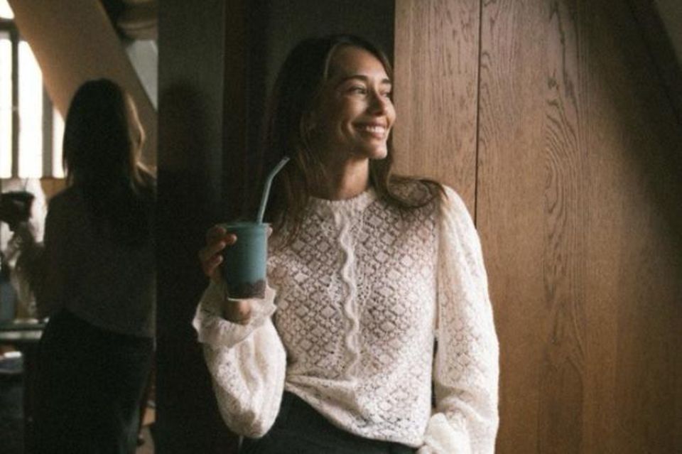 Anna Schürrle: Im Interview über Inner Glow und jugendliche Kopfhaut ...