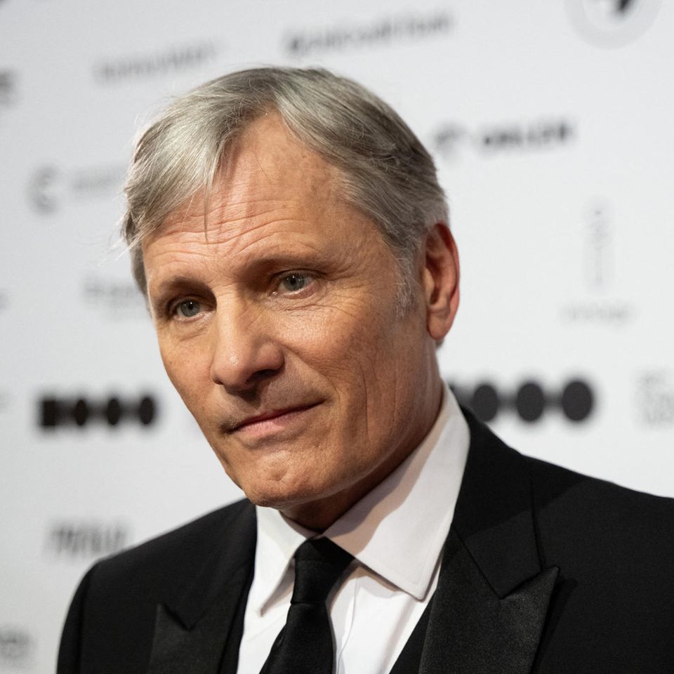 Viggo Mortensen - Starporträt, News, Bilder | GALA.de