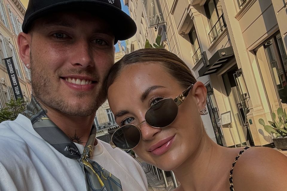 David Raum: EM-Star feiert zweite Hochzeit mit Katharina auf Mallorca ...