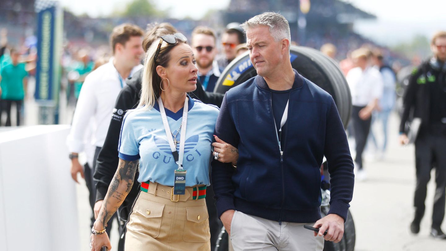 Cora Schumacher gibt unter Tränen ein Interview nach Ralfs Coming-out ...