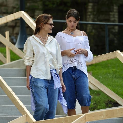 Katie Holmes: Tochter Suri Cruise gratuliert mit Rosen | GALA.de