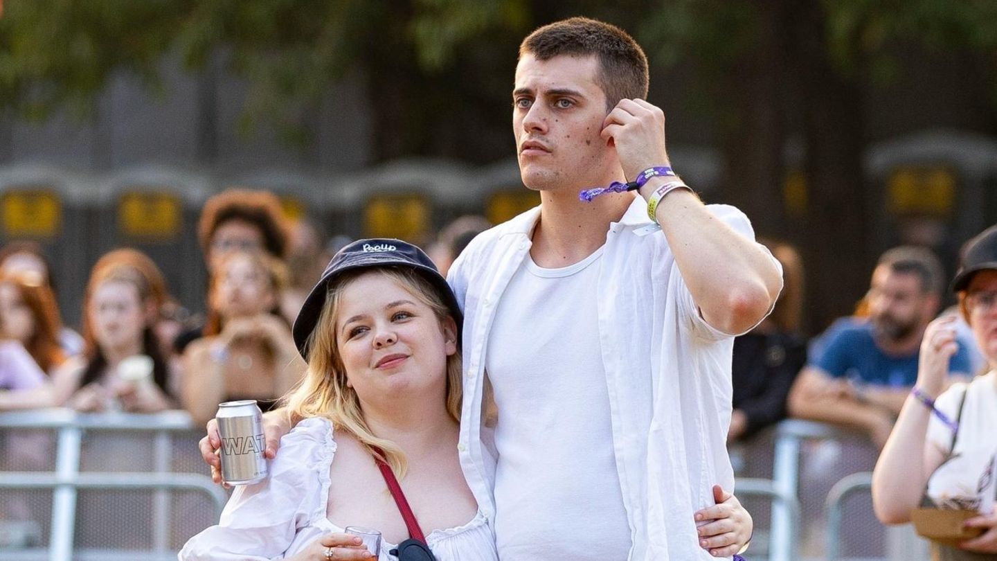 Stars unterwegs: Promis gesichtet 2024 | GALA.de