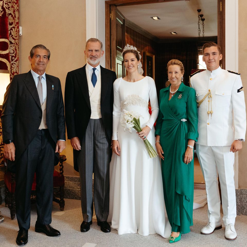 König Felipe + Co: Spanische Royals sehen royaler Traumhochzeit ...