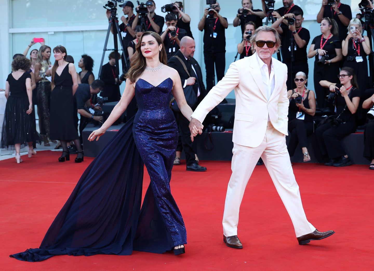 Venedig 2024: Die schönsten Looks der Filmfestspiele | GALA.de