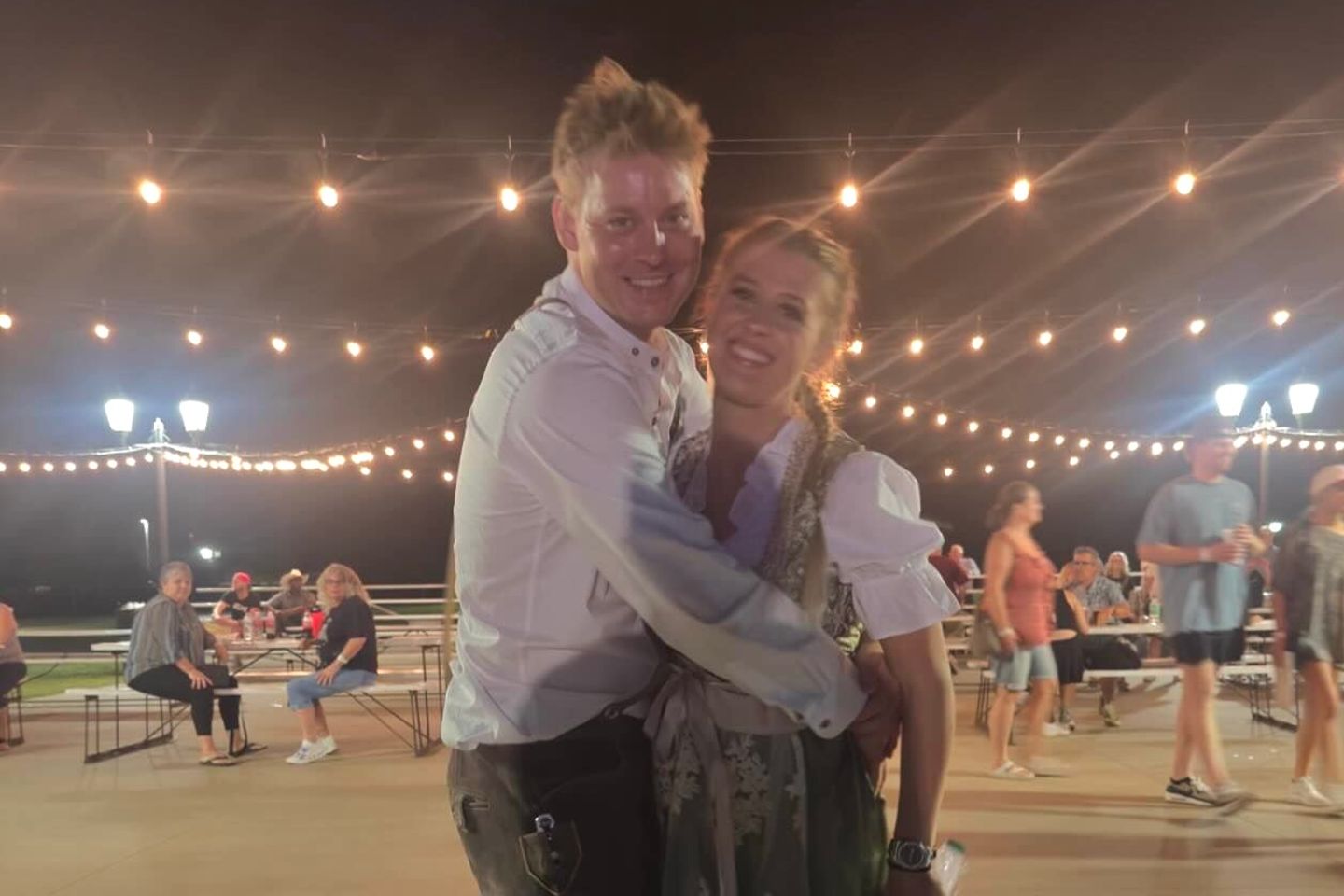 Gina Schumacher: "Geschrien"! Sie feiert Liebespremiere mit ihrem Iain ...