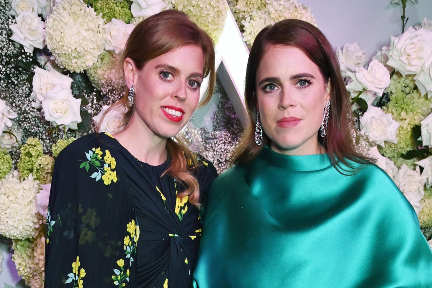 Gangster Prinzessin Hintergründe Krone Mit Flügeln Kühles Emblem