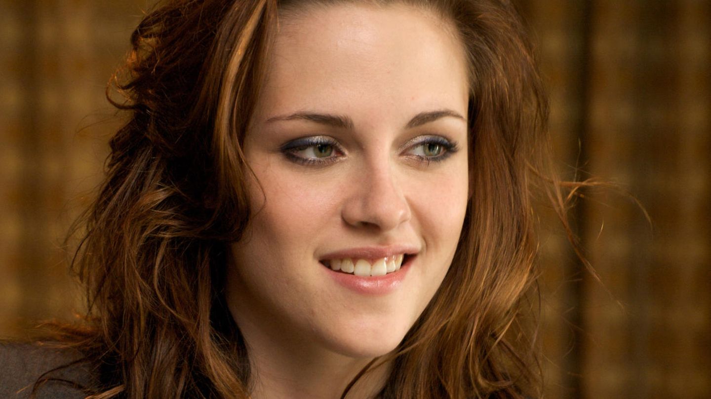 Kristen Stewart: Braune Augen Vs. Blaue Augen Kristen Stewart War Am