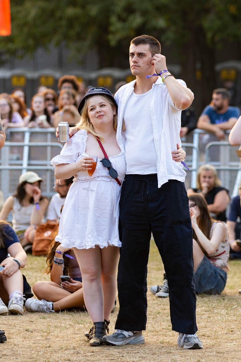 "Bridgerton"-Star Nicola Coughlan: Sie macht Liebe zu "Renegade"-Beau ...