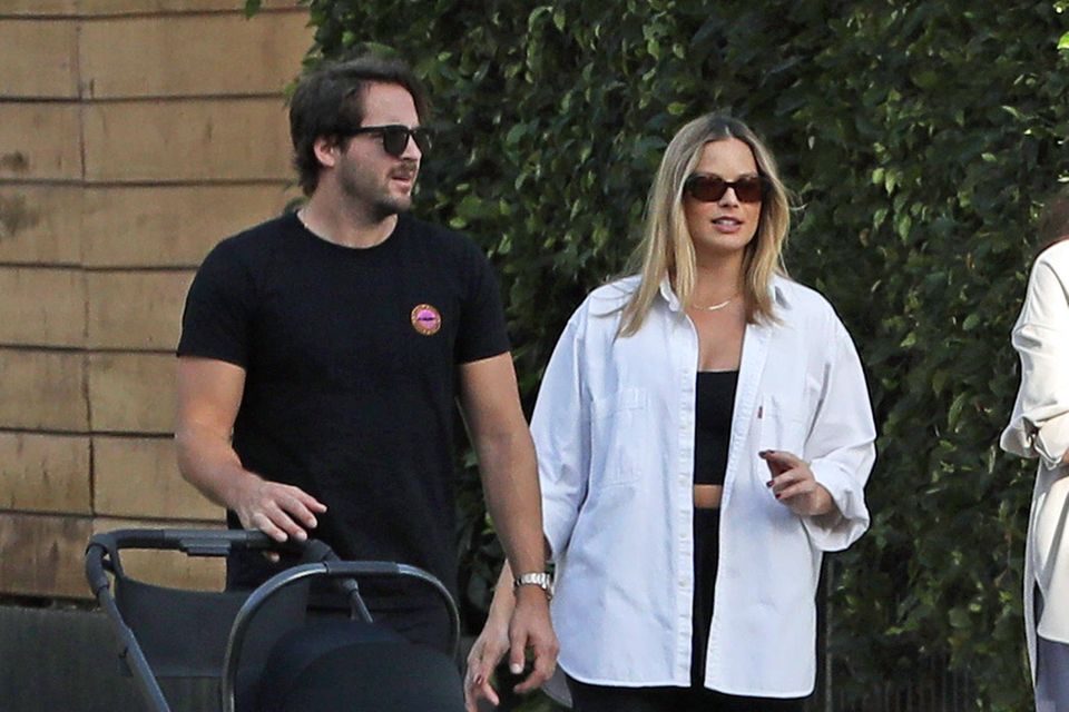Margot Robbie: Gesichtet! Sie genießt Ausflug mit Baby und Ehemann ...