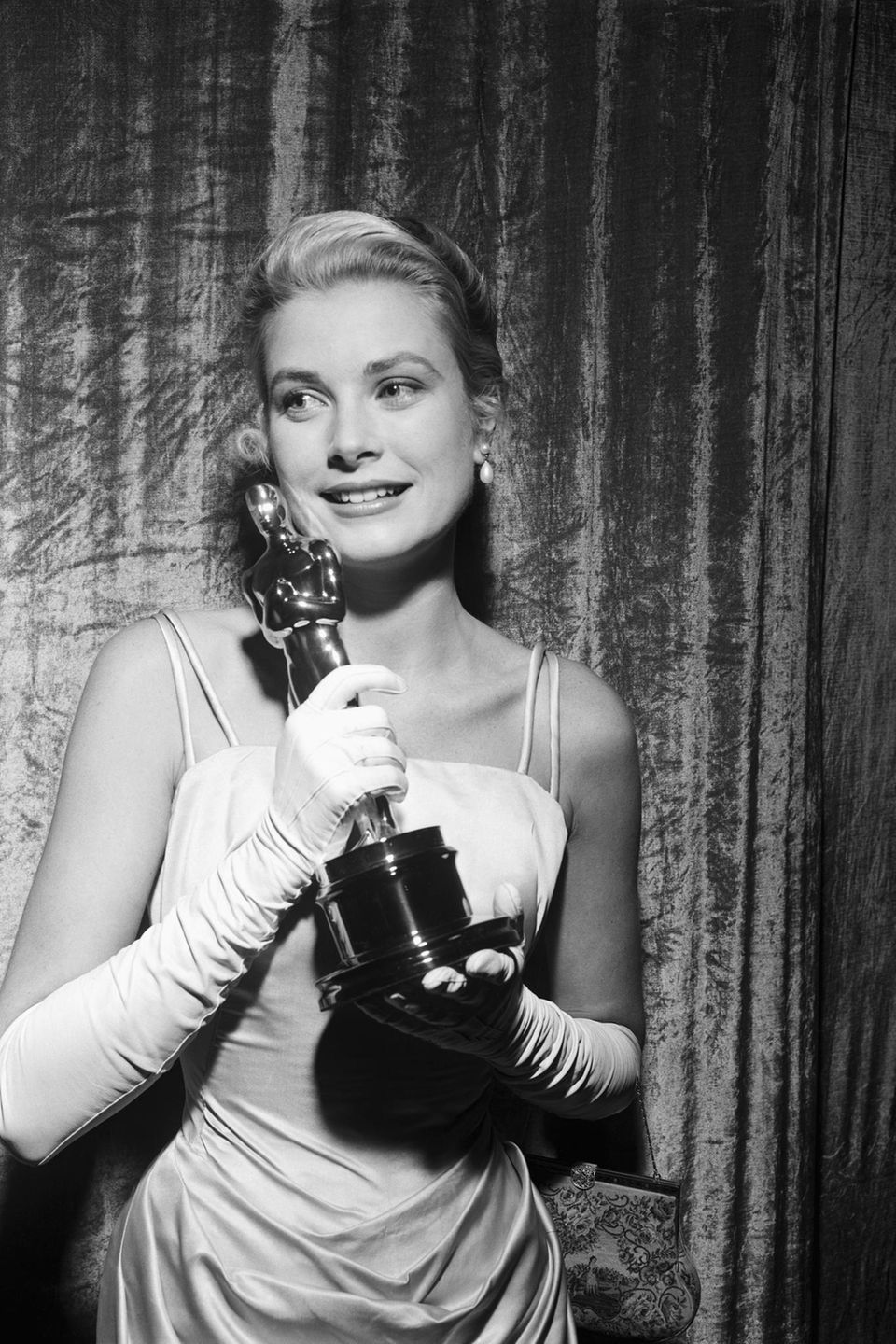 Es wäre ihr 96. Geburtstag: Der unverkennbare Stil von Grace Kelly ...