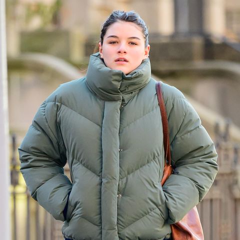 Katie Holmes: Tochter Suri Cruise gratuliert mit Rosen | GALA.de