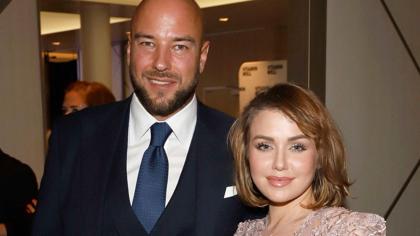 Kim Gloss: Nach schwerer Tumor-OP zum dritten Mal Mutter geworden | GALA.de