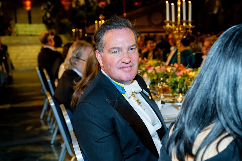 Chris O'Neill zeigt sich beim Nobel-Bankett von einer ganz neuen Seite ...