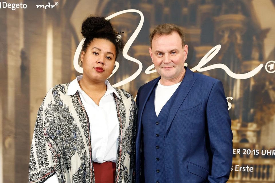 Devid Striesow: Sein Weihnachtsfest mit fünf Kindern und drei Frauen ...