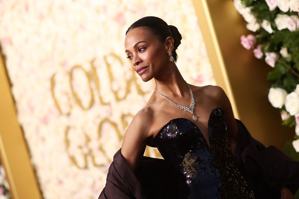Zoe Saldana: 738 Stunden Handarbeit – Ihr Cartier-Collier ist etwas ...