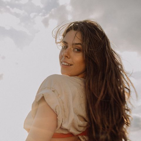 Vanessa Mai: Sie zeigt sich oben ohne – und Fans feiern sie dafür | GALA.de